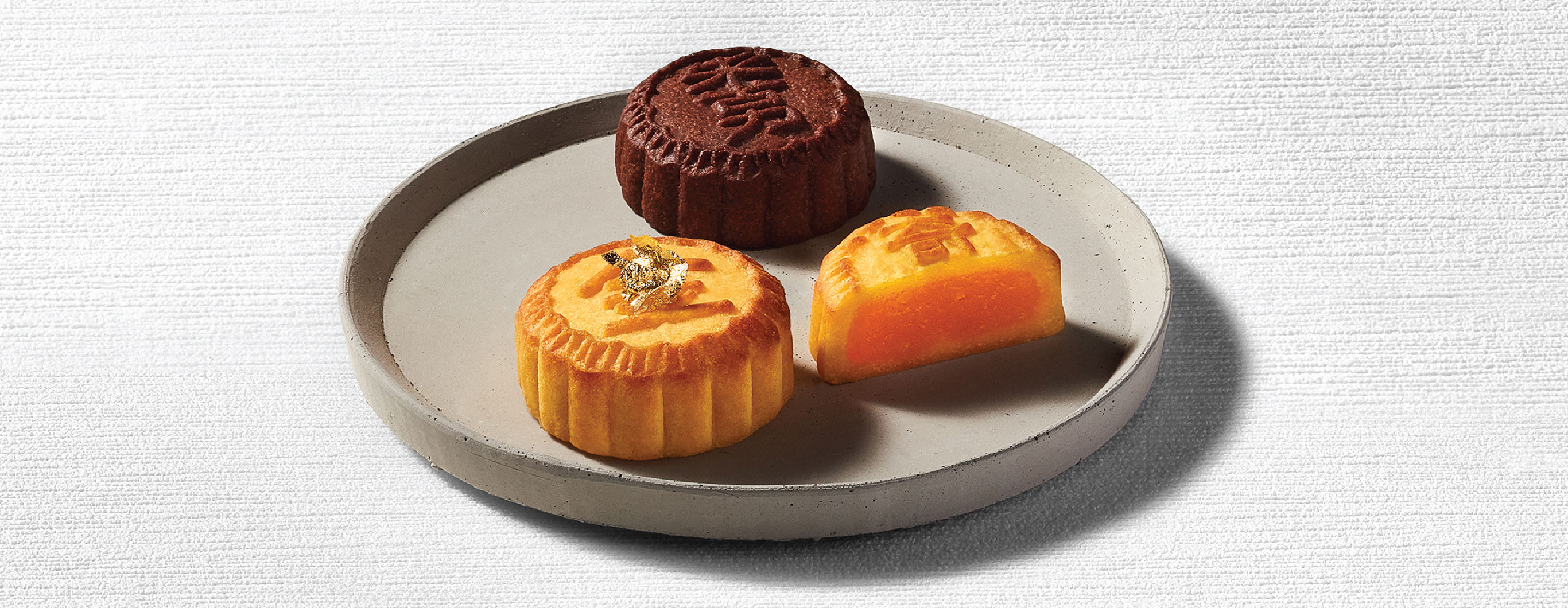 Kee Wah Bakery | Supreme - Mooncakes keewah.com